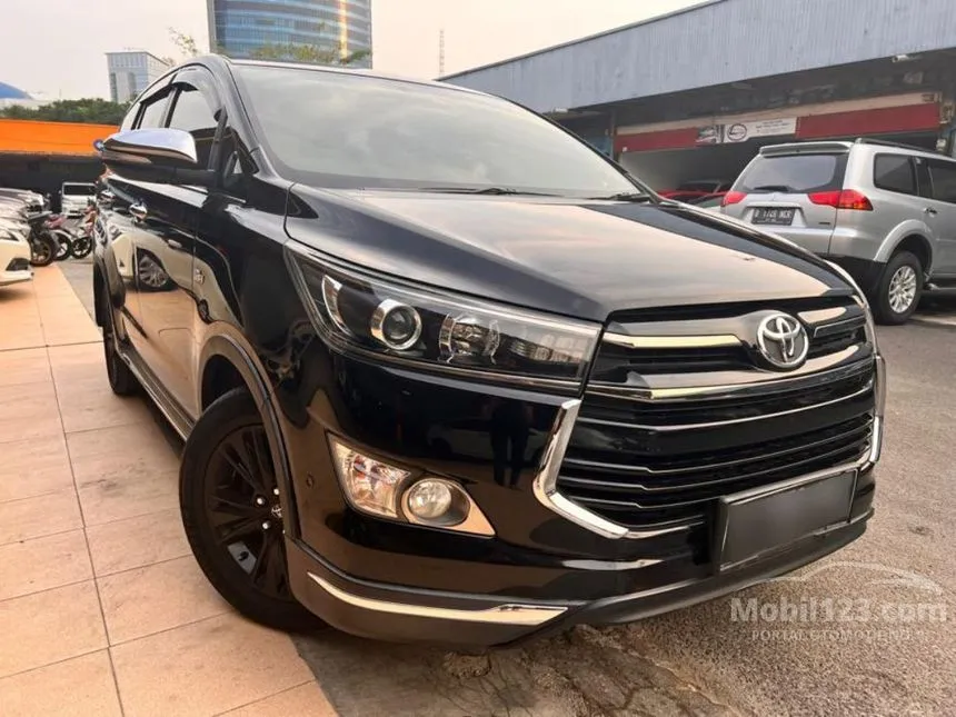 Jual Mobil Toyota Innova Venturer 2017 2.0 di DKI Jakarta Automatic ...