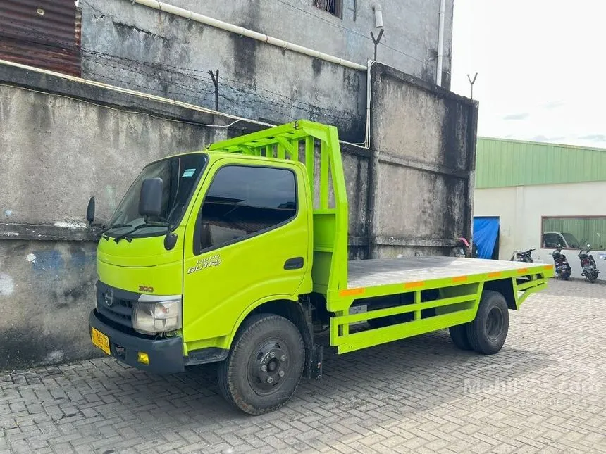 Jual Mobil Hino Dutro 2020 130 HD 4.0 di DKI Jakarta Manual Trucks ...