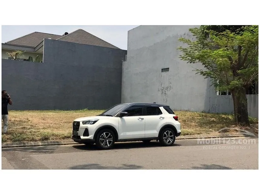 Jual Mobil Daihatsu Rocky 2021 R TC ASA 1.0 di Jawa Timur Automatic ...