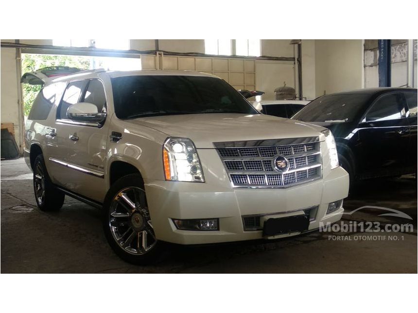 Jual Mobil Cadillac Escalade 2014 Platinum 6.2 di DKI Jakarta Automatic ...