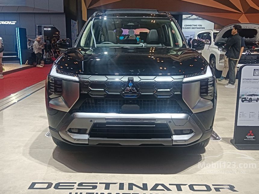 Jual Mobil Mitsubishi Destinator 2025 Ultimate Premium 1.5 di Banten ...