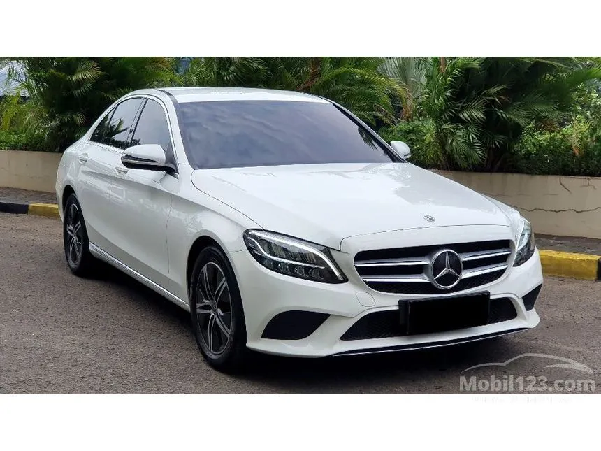 Jual Mobil Mercedes-Benz C180 2020 Avantgarde Line 1.5 di DKI Jakarta ...