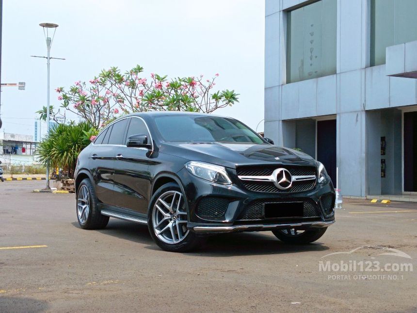 Jual Mobil Mercedes-Benz GLE400 2019 AMG Line Coupe 4MATIC 3.0 di DKI ...