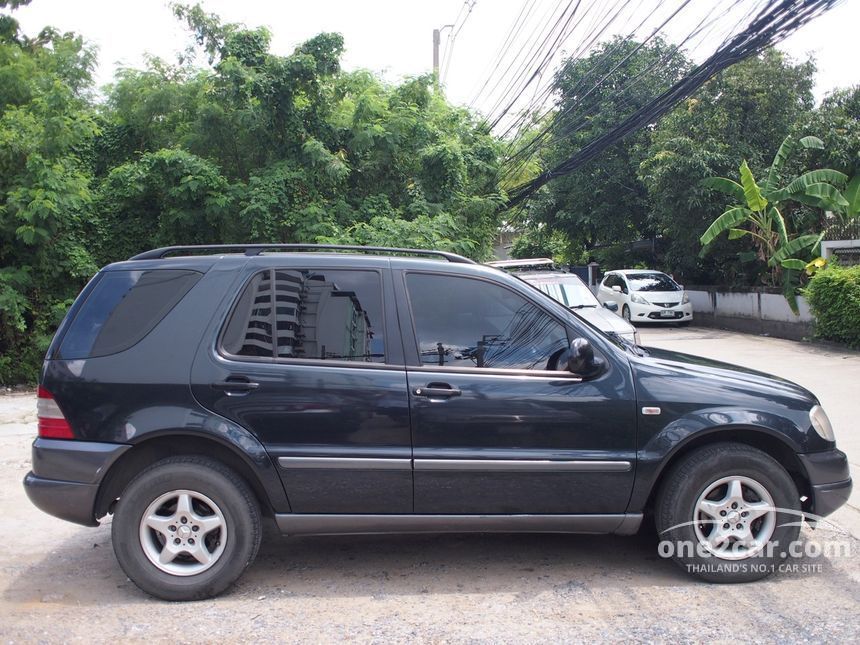 Mercedes-Benz ML270 2001 270 2.7 in กรุงเทพและปริมณฑล Manual SUV สี ...