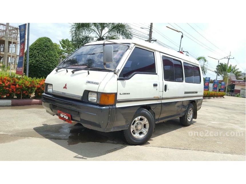 Mitsubishi L300 1993 2.5 in ภาคตะวันออก Manual Van สีขาว for 99,000 ...