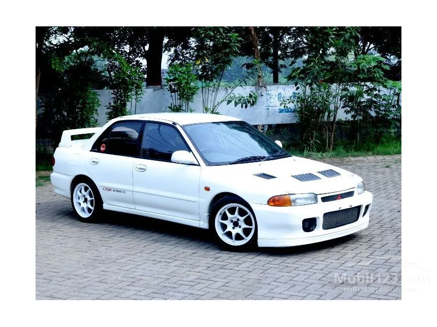 Jual Mobil Mitsubishi Lancer 1994 1.6 di Jawa Timur Manual Sedan Putih ...