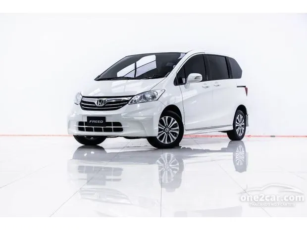 Honda Freed มือสอง ราคาดี สภาพสวย | One2car