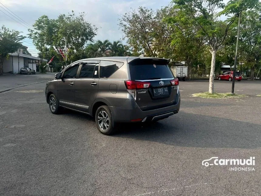 Jual Mobil Toyota Kijang Innova 2021 V 2.4 di Jawa Timur Automatic MPV ...