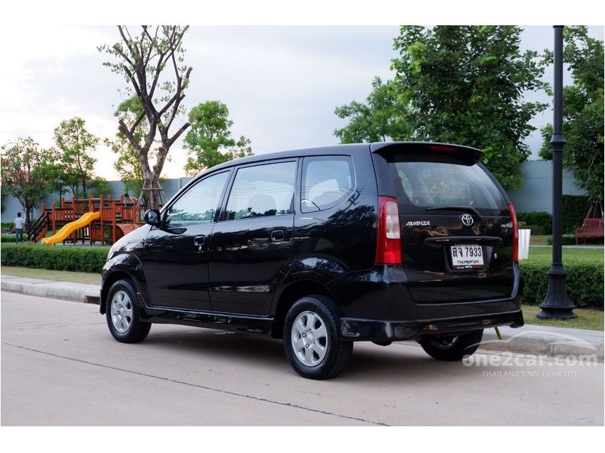 Toyota Avanza 2004 (ปี 04-11) E 1.3 เกียร์อัตโนมัติ สีดำ | One2car.com ...