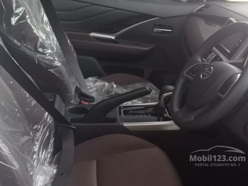 Jual Mobil Nissan Livina 2021 VE 1.5 di Jawa Barat Automatic Wagon ...