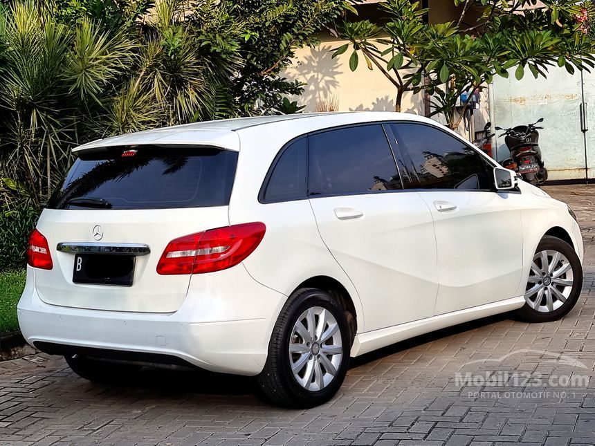 Jual Mobil Mercedes-Benz B200 2013 Urban 1.6 di DKI Jakarta Automatic ...