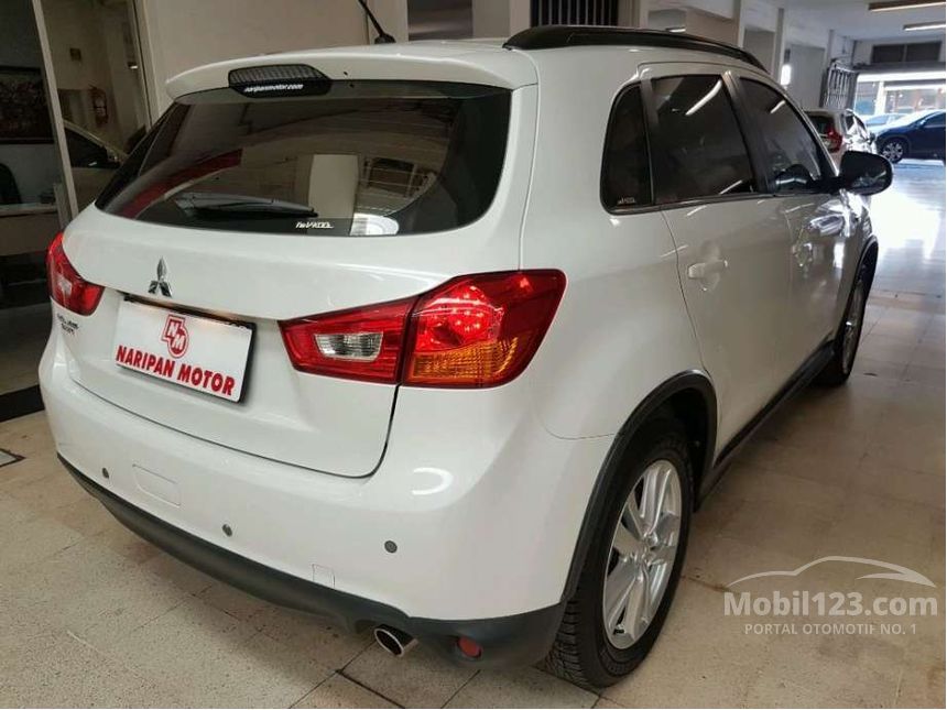 Jual Mobil Mitsubishi Outlander Sport 2016 GLS 2.0 di Jawa Barat ...