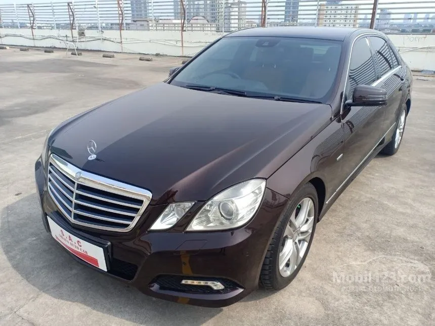 Jual Mobil Mercedes-Benz E250 2010 CGI Avantgarde 1.8 di DKI Jakarta Automatic Sedan Coklat Rp ...