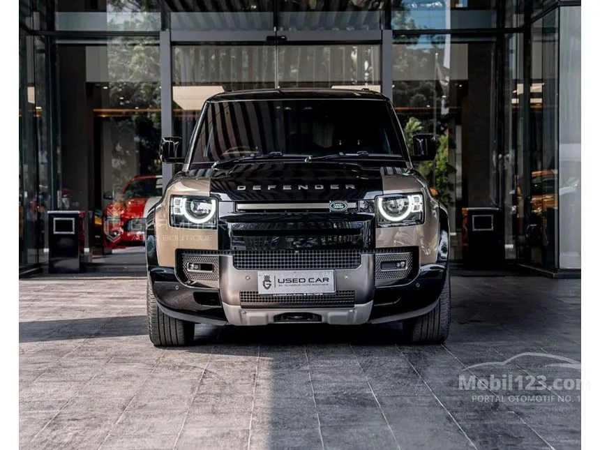 Jual Mobil Land Rover Defender 2022 110 P400 X 3.0 di DKI Jakarta ...