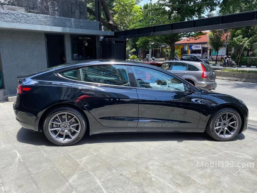 Jual Mobil Tesla Model 3 2021 Standard Range Plus di DKI Jakarta ...