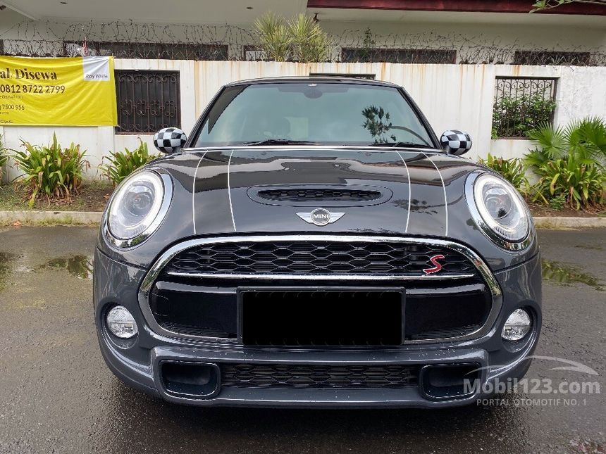 Jual Mobil MINI Cooper 2018 Rebel Green John Cooper Works 2.0 di DKI ...