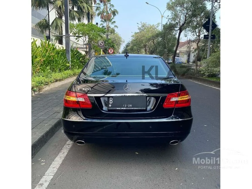 Jual Mobil Mercedes-Benz E300 2011 Elegance 3.0 di Jawa Timur Automatic ...