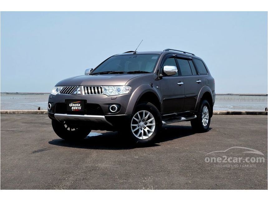 Mitsubishi Pajero 2012 Exceed 3.8 in ภาคตะวันออก Automatic Wagon สี ...