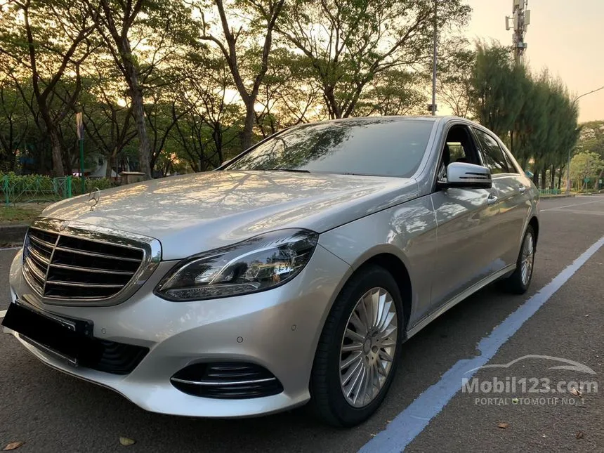 Jual Mobil Mercedes-Benz E250 2013 Elegance 2.1 di DKI Jakarta Automatic Sedan Silver Rp 365.000 ...