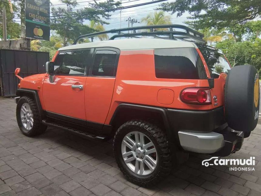 Toyota FJ Cruiser 2016 GSJ15W 4.0 in Bali Automatic SUV Orange for Rp 1 ...