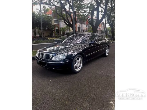 Jual Mobil Bekas Mercedes s320 di Indonesia Harga Kredit Murah | Mobil123