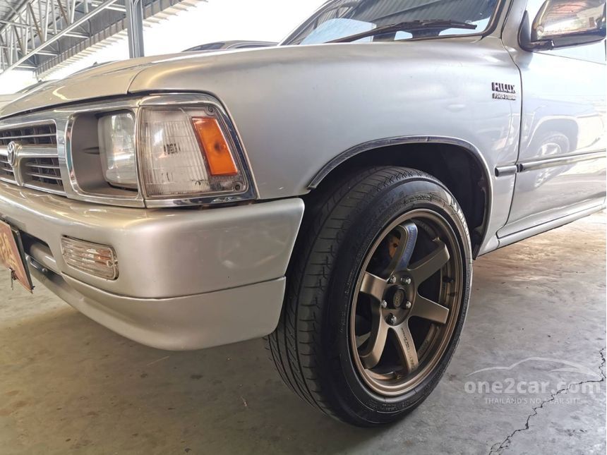 Toyota Hilux Mighty-X 1995 Standard 2.4 in ภาคตะวันออก Manual Pickup สี ...