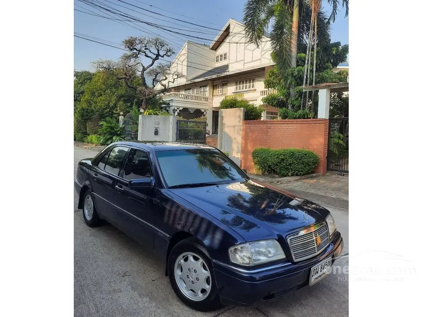 2000 Mercedes-Benz C220 2.2 W202 (ปี 93-00) Elegance Sedan มือสอง One2car