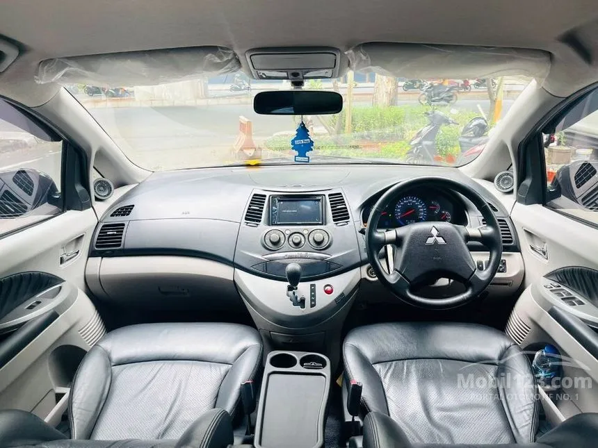 Jual Mobil Mitsubishi Grandis 2010 GT 2.4 di DKI Jakarta Automatic MPV Hitam Rp 179.000.000 ...