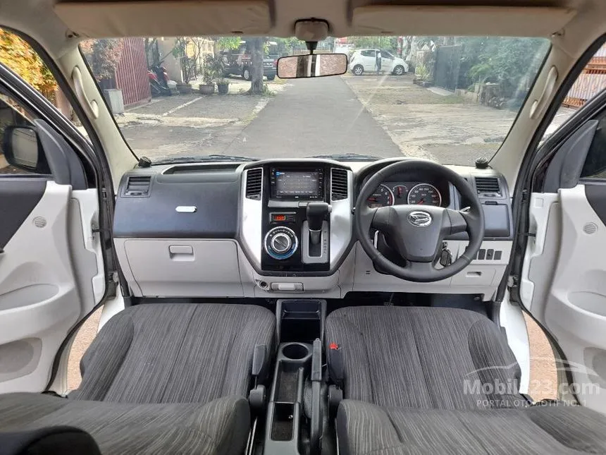 Jual Mobil Daihatsu Luxio 2018 X 1.5 di DKI Jakarta Automatic MPV Putih ...