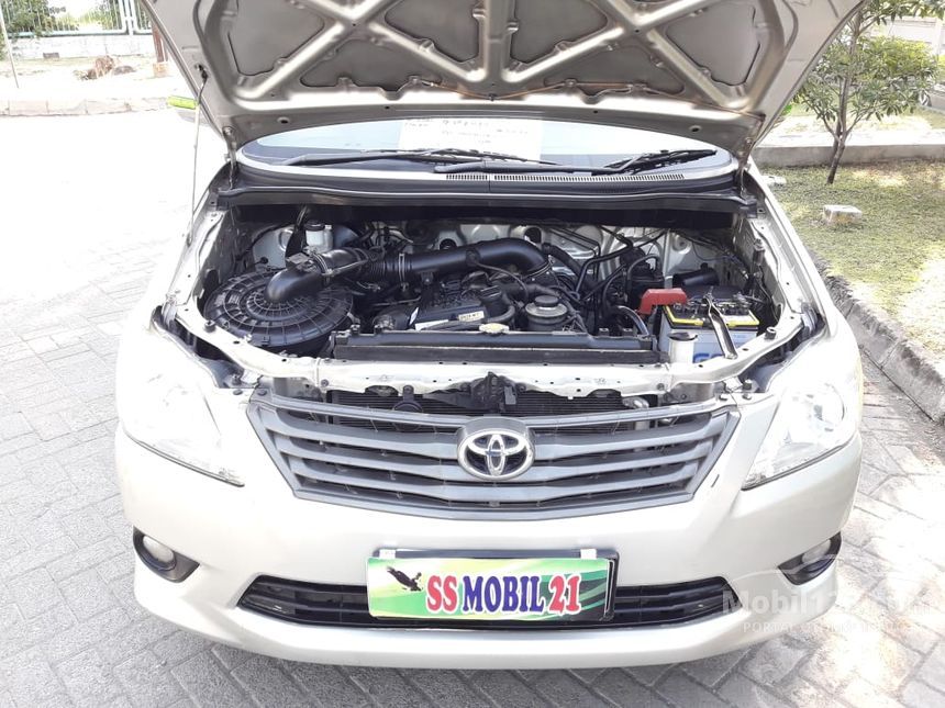 Jual Mobil Toyota Kijang Innova 2012 J 2.0 di Jawa Timur Manual MPV ...