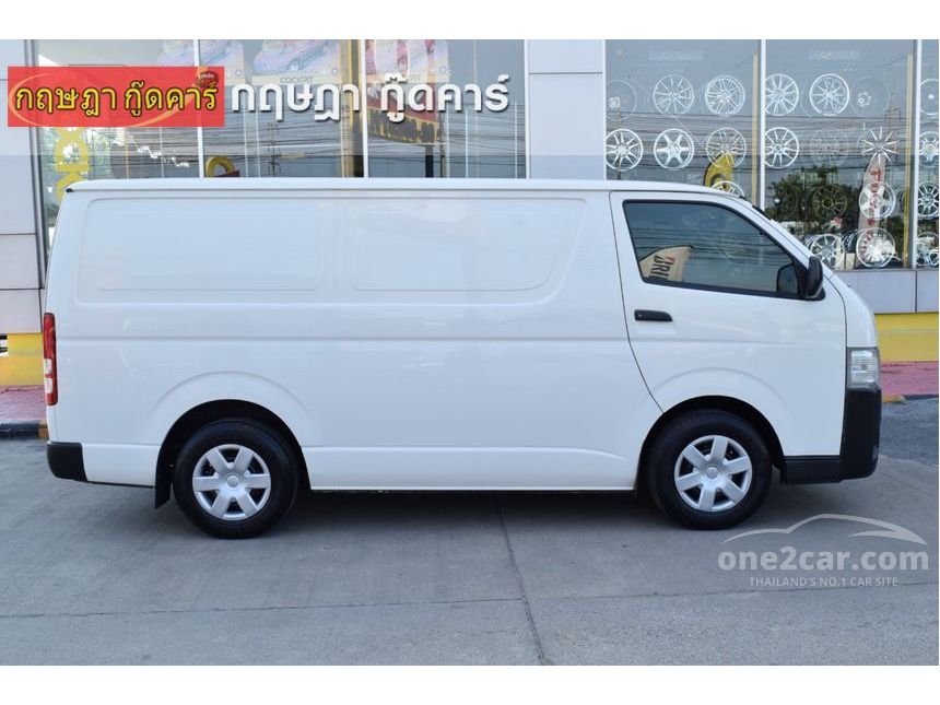 Toyota Hiace 2015 D4D 3.0 in กรุงเทพและปริมณฑล Manual Van สีขาว for ...
