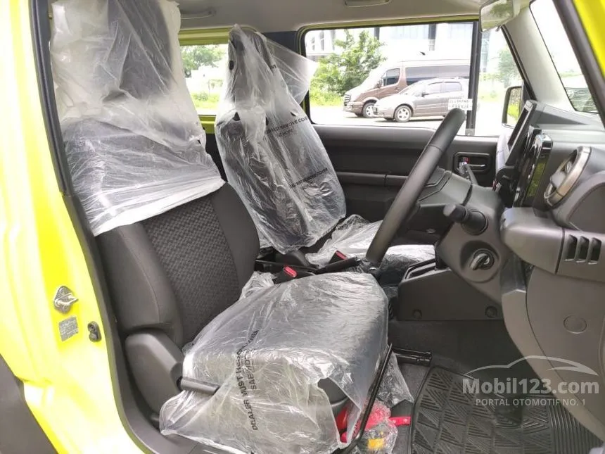 Jual Mobil Suzuki Jimny 2021 1.5 di Bali Automatic Wagon Kuning Rp 528. ...
