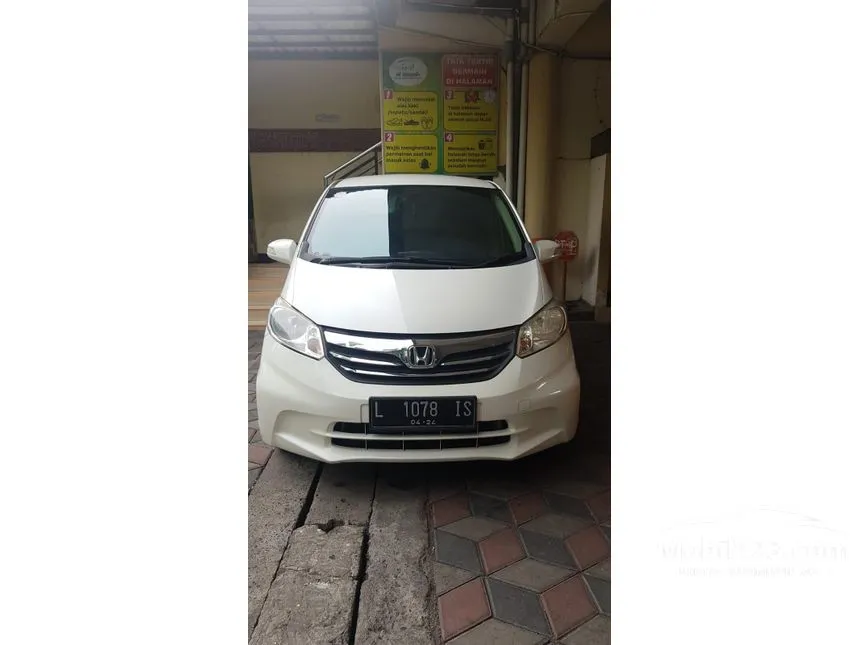 Jual Mobil Honda Freed 2013 S 1.5 di Jawa Timur Automatic MPV Putih Rp 165.000.000 - 13382046 ...