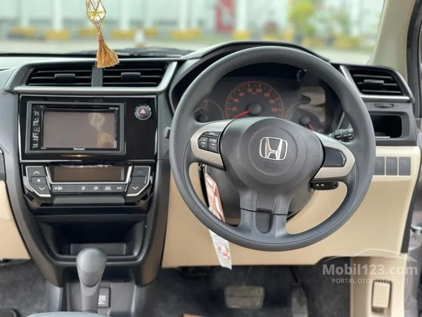 Jual Mobil Honda Brio 2017 Satya E 1.2 di DKI Jakarta Automatic ...