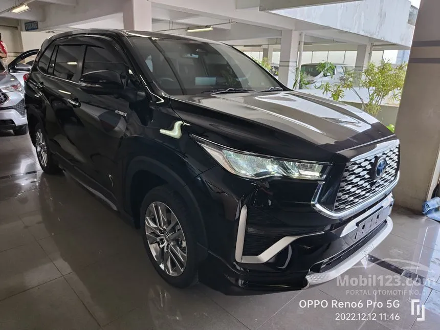 Jual Mobil Toyota Kijang Innova Zenix 2022 Q HV TSS Modellista 2.0 di ...