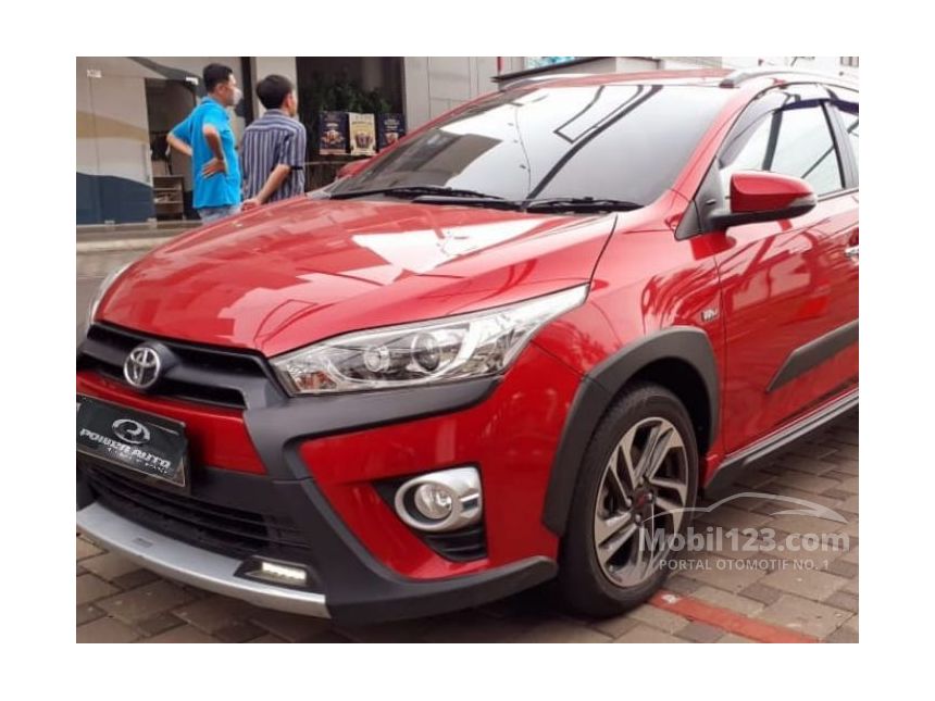 Jual Mobil Toyota Yaris 2017 TRD Sportivo Heykers 1.5 di Banten ...
