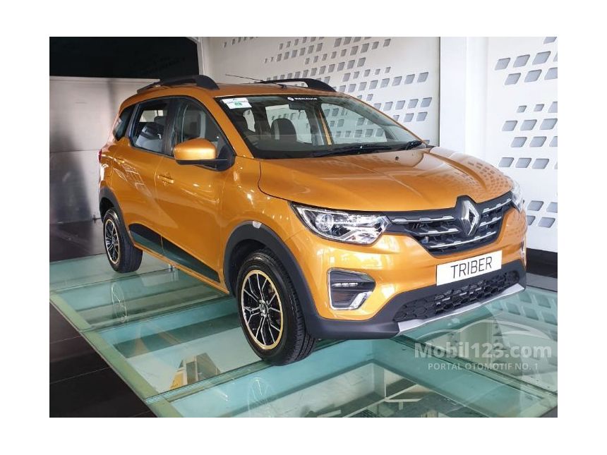 Jual Mobil Renault Triber 2020 RXT 1.0 di Jawa Barat Manual Wagon ...