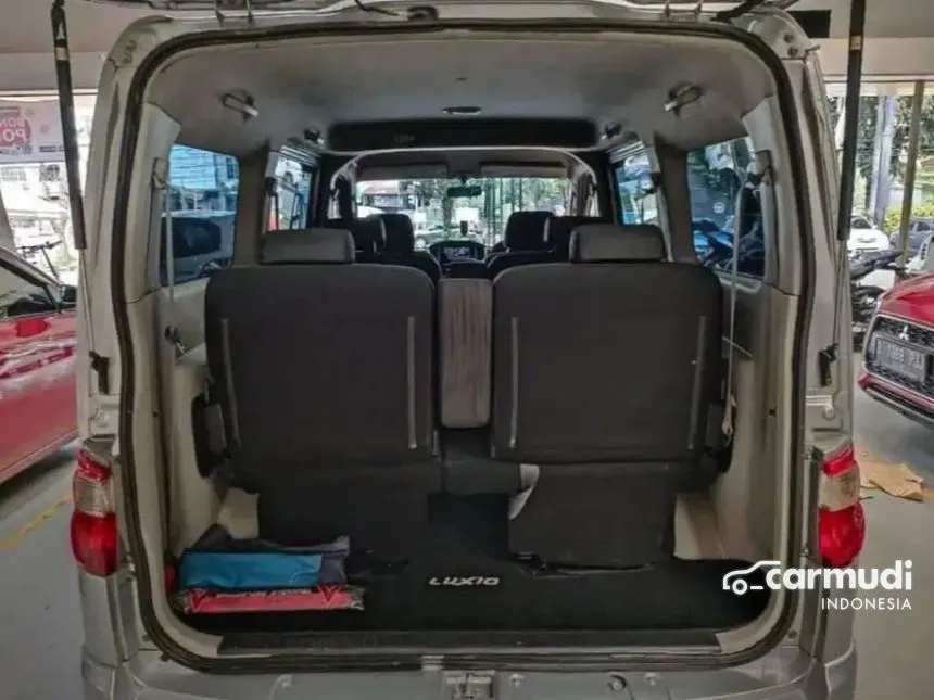 Jual Mobil Daihatsu Luxio 2018 X 1.5 di Banten Automatic MPV Silver Rp ...