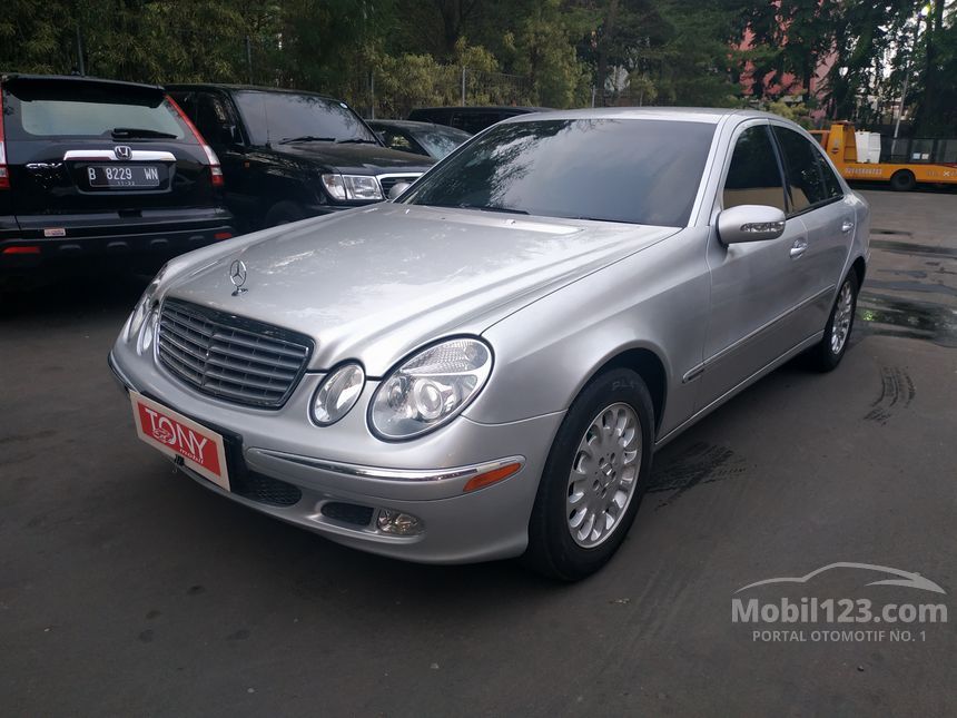 Jual Mobil Mercedes-Benz E260 2004 E260 2.6 di DKI Jakarta Automatic ...