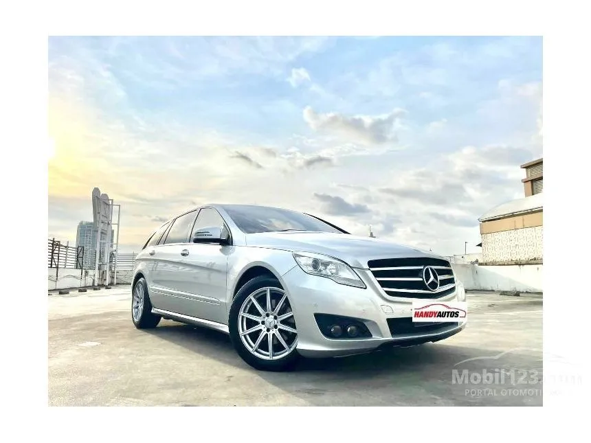 Jual Mobil Mercedes-Benz R300 L 2010 3.0 di Banten Automatic MPV Silver ...