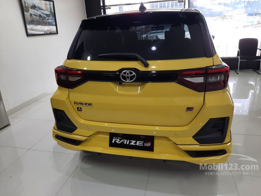 Jual Mobil Toyota Raize 2021 GR Sport 1.0 di DKI Jakarta Automatic ...