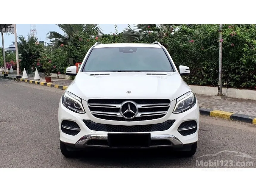 Jual Mobil Mercedes-Benz GLE450 2017 4MATIC AMG Line 3.0 di DKI Jakarta Automatic Coupe Putih Rp ...