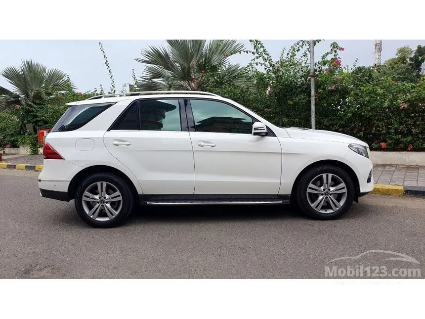 Jual Mobil Mercedes-Benz GLE450 2017 4MATIC AMG Line 3.0 di DKI Jakarta Automatic Coupe Putih Rp ...