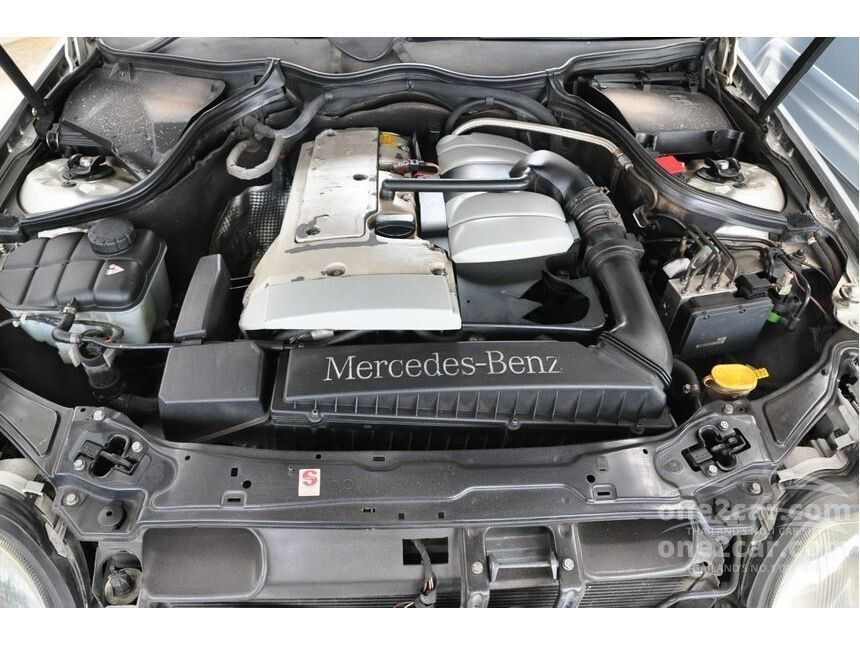 Mercedes-Benz C180 2003 Elegance 2.0 in ภาคอีสาน Automatic Sedan สีเงิน ...