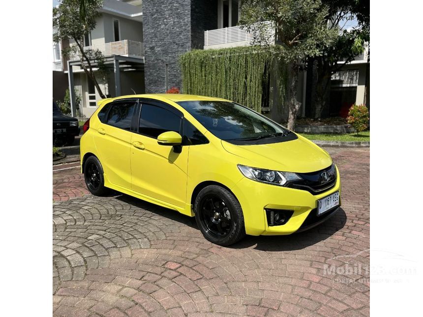 Jual Mobil Honda Jazz 2016 RS 1.5 di Yogyakarta Automatic Hatchback ...