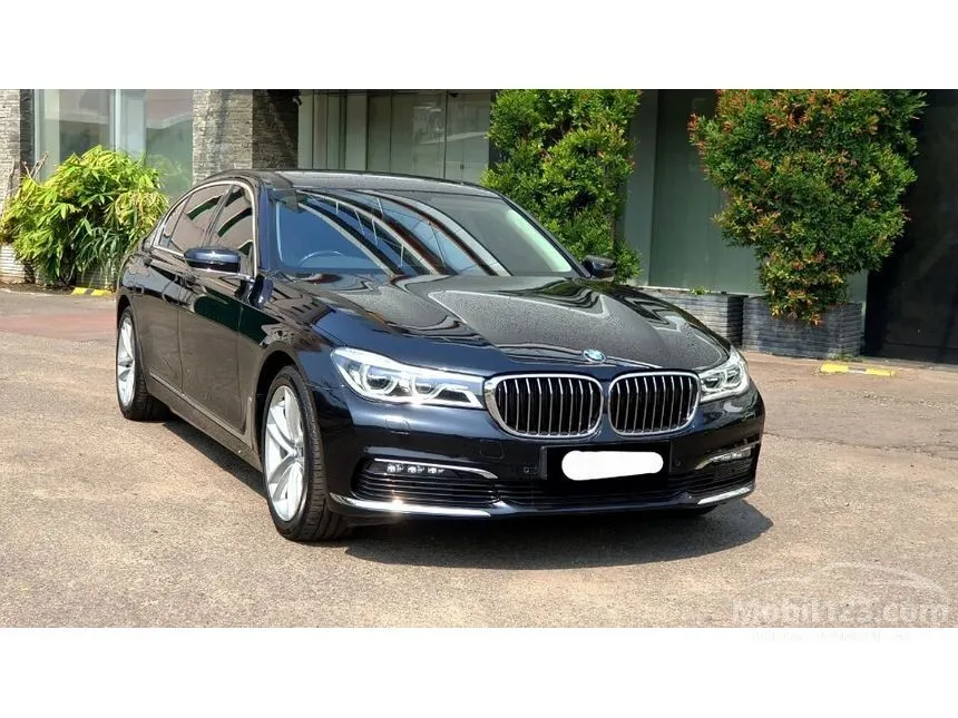 Jual Mobil BMW 730Li 2018 2.0 di DKI Jakarta Automatic Sedan Hitam Rp 825.000.000 - 13241396 ...