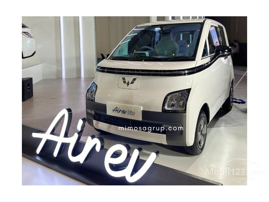 Jual Mobil Wuling EV 2024 Air ev Lite di Banten Automatic Hatchback ...