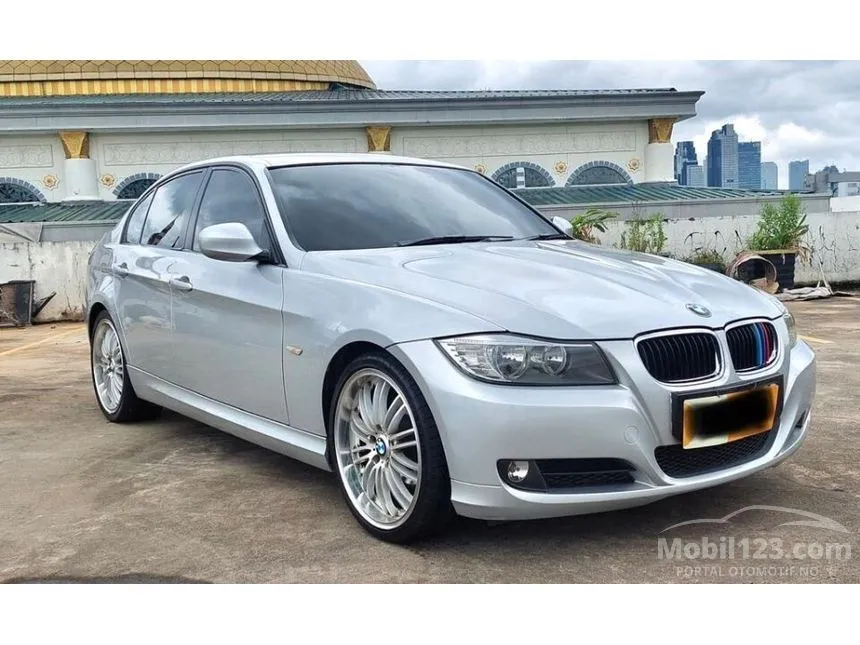 Jual Mobil BMW 320i 2010 Business Edition 2.0 di DKI Jakarta Automatic Sedan Silver Rp 152.000. ...