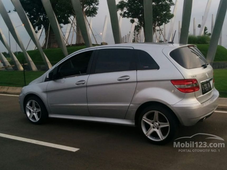 Jual Mobil Mercedes-Benz B180 2010 B180 1.7 di Banten Automatic ...