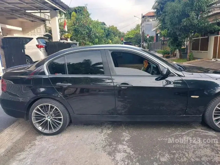 Jual Mobil BMW 320i 2006 2.0 di Jawa Barat Automatic Sedan Hitam Rp 125.000.000 - 10030407 ...